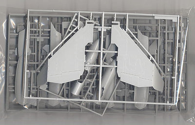 Hasegawa | Macross Zero VF-0C VMFAT-203 “Hawks” 1:72 Scale Model Kit ...