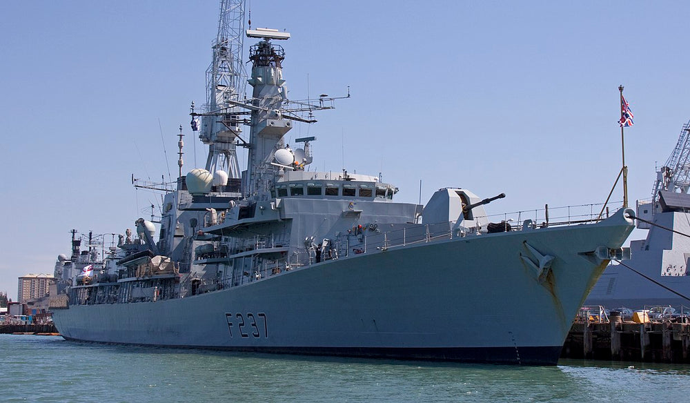 Trumpeter | HMS Westminster F237 Type 23 Frigate, 1:700 Scale Model Kit ...