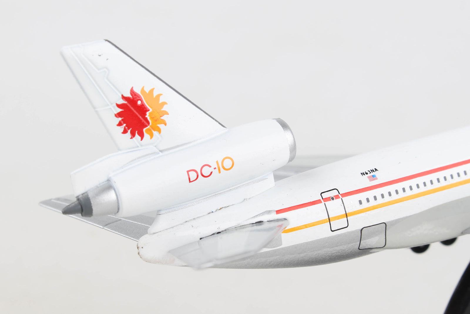 Daron | McDonnell Douglas DC-10 National Airlines, 1/400 Scale Diecast ...