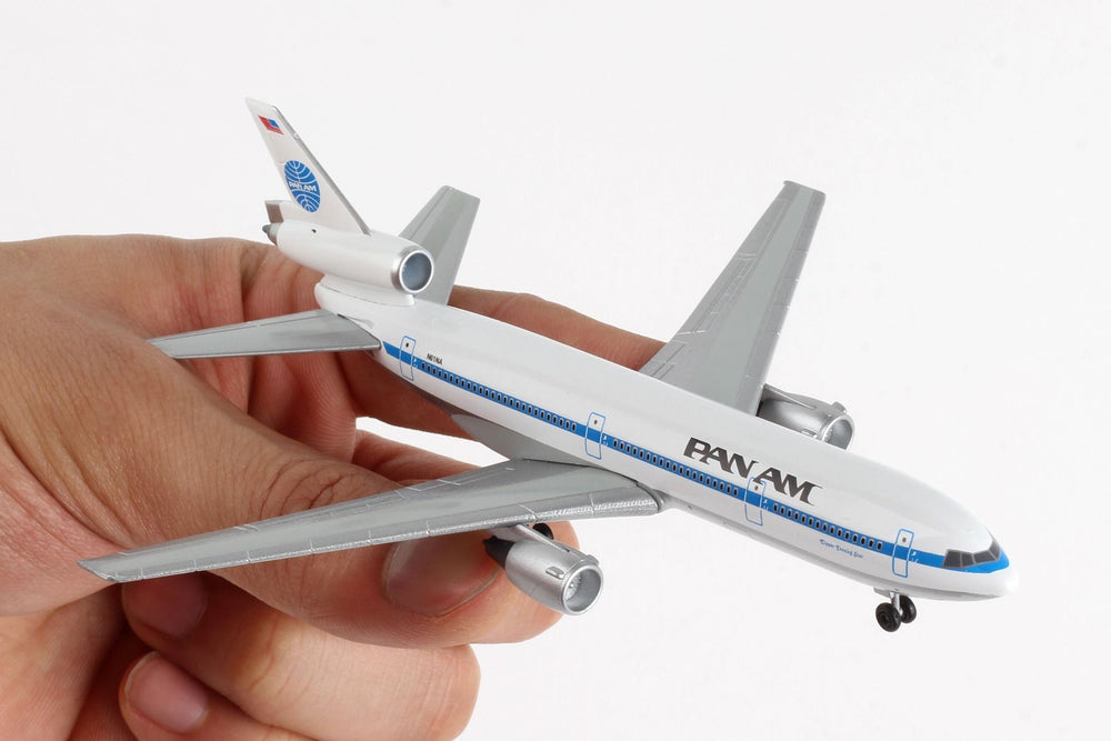 Daron | McDonnell Douglas DC-10 Pan Am, 1/400 Scale Diecast Model ...